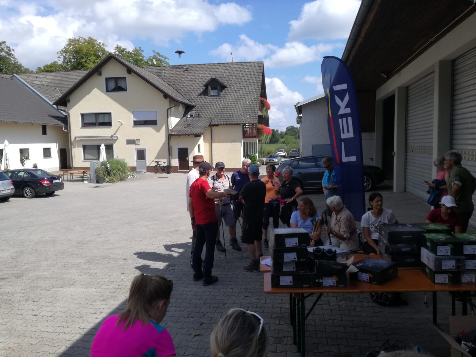 Wander Testtag Mit Schuhen Und St cken Von LOWA Und LEKI SV Kelheimwinzer